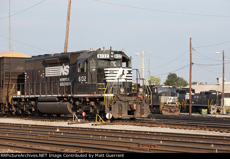 NS SD40-2 6132